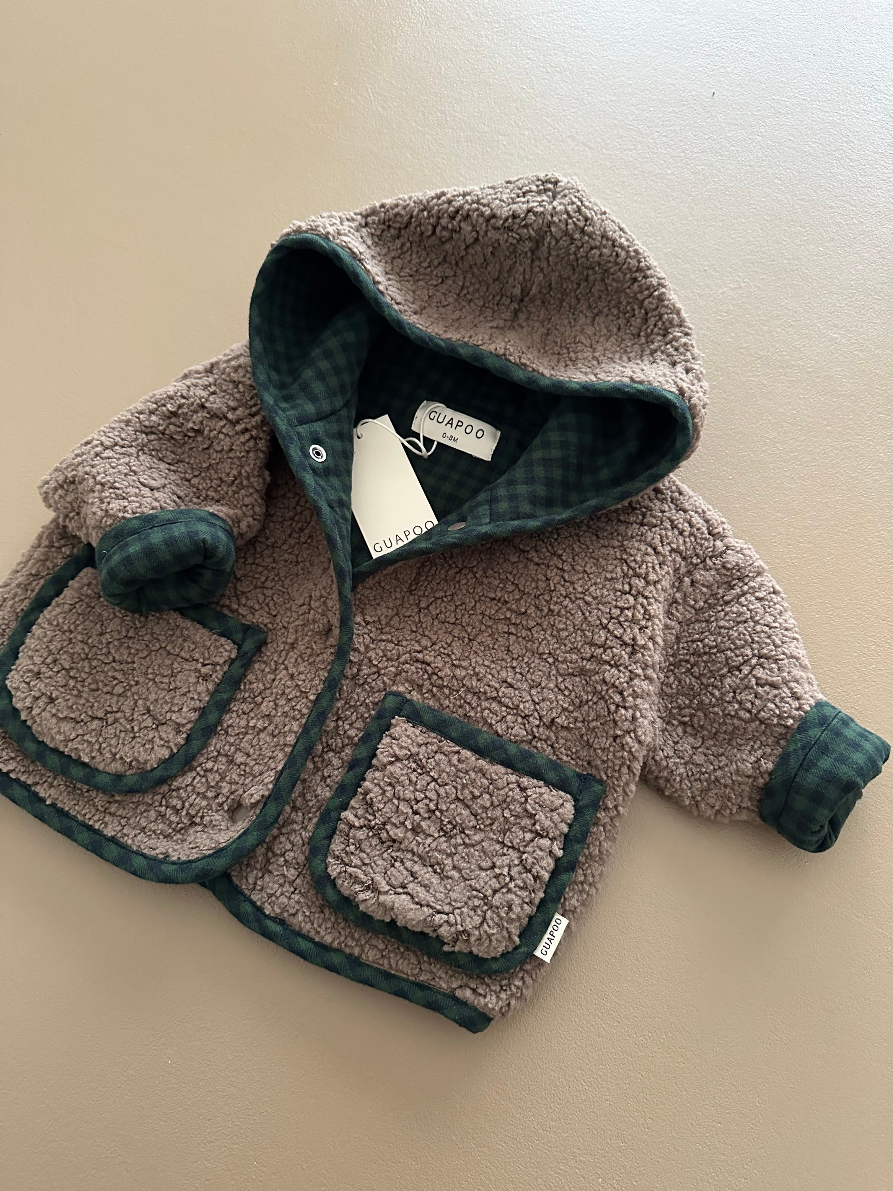 REVERSIBLE TEDDY JACKET BROWN – GUAPOO B2B